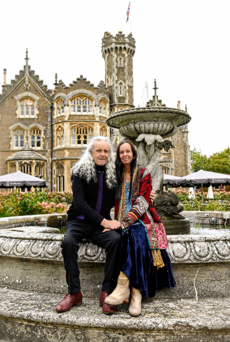 “Luna Love” and Linda Lawrence…with Donovan – Govinda Gallery